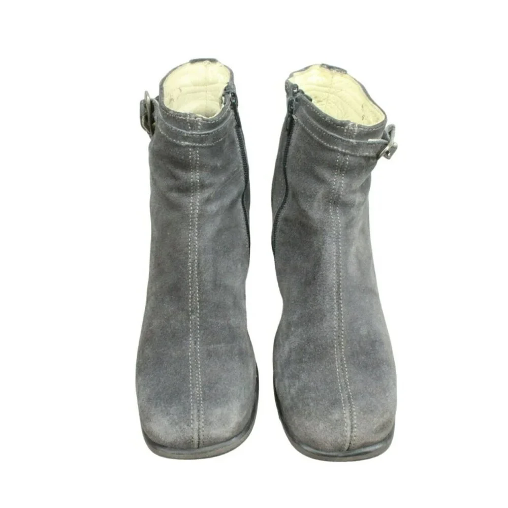 Geier Wally | Shoes | Geier Wally Gray Suede Side Zip Casual Heeled ...